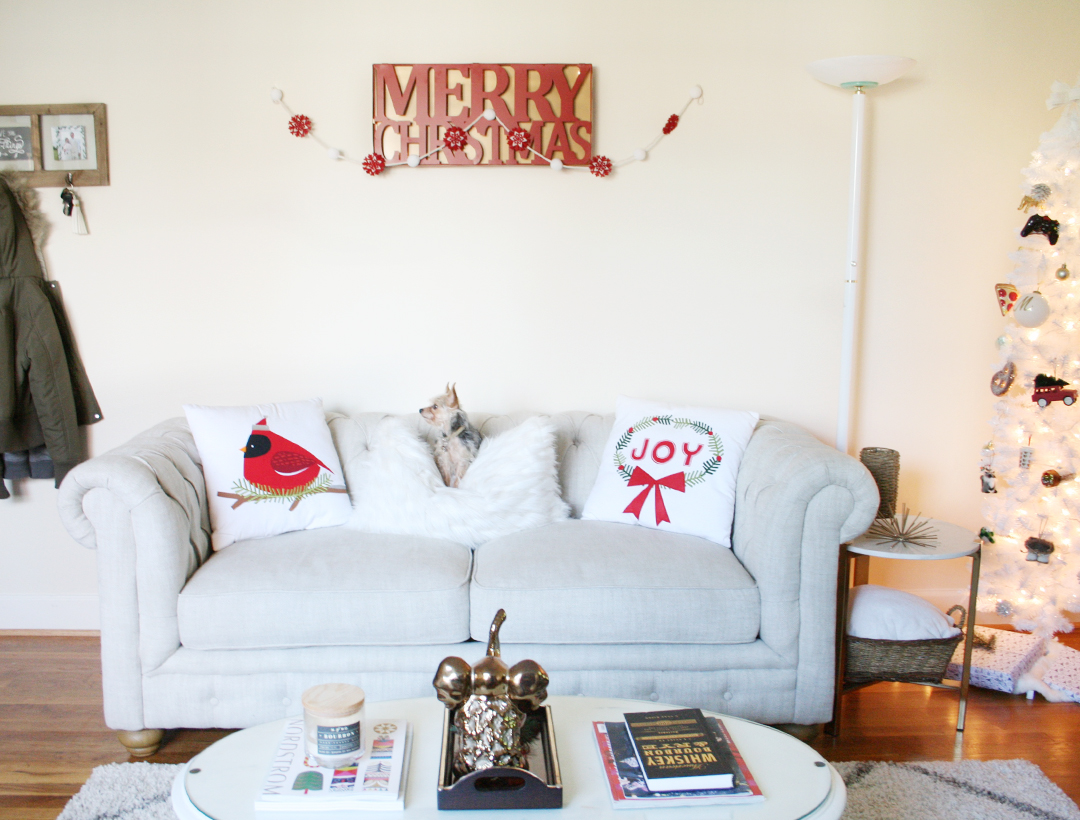 Apartment Tour: Christmas Decor